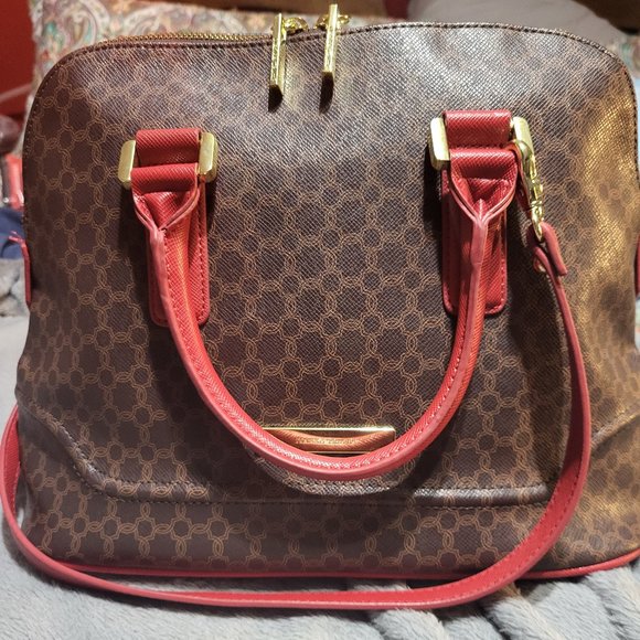 Ivanka Trump | Bags | Ivanka Trump Ava Dome Handbag Great Condition ...
